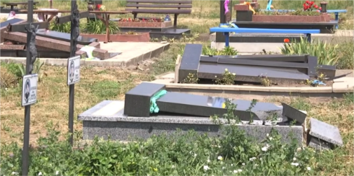 На Волині буревій вщент розтрощив цвинтар та людські хати (відео) — новини